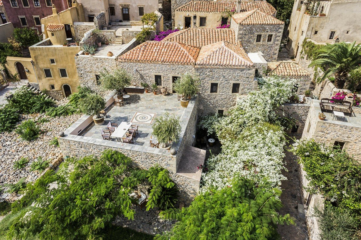 12 Wedding Venues in Greece to have your rustic Italian Riviera style ...