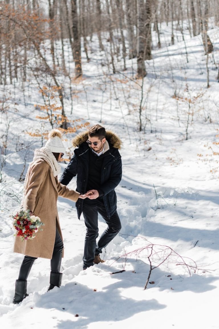 Alpine Snowy Engagement at the Vermion Mountains – Ellwed