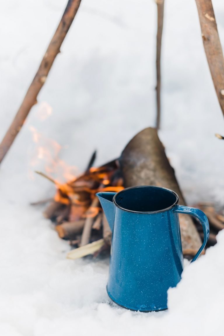 Alpine Snowy Engagement at the Vermion Mountains – Ellwed