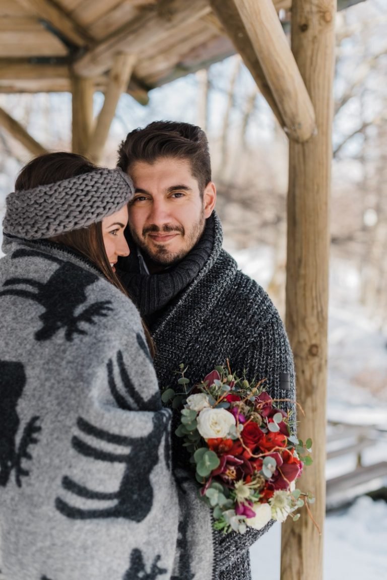 Alpine Snowy Engagement at the Vermion Mountains – Ellwed