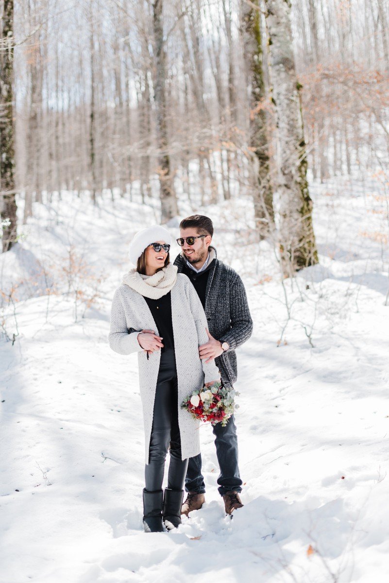 Alpine Snowy Engagement at the Vermion Mountains – Ellwed