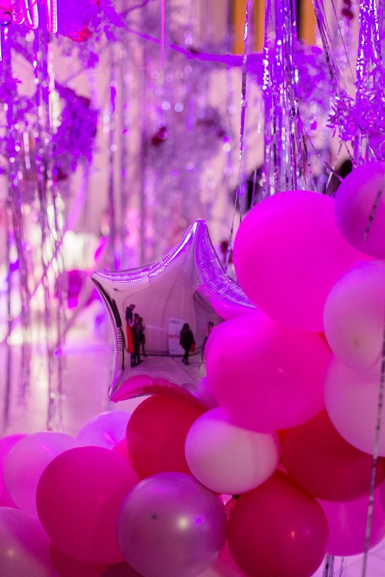LOVE THEMED FUN ELLWED BRIDAL PARTY INSPIRATION – Ellwed