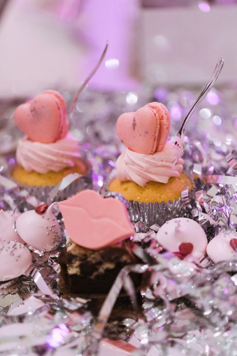 LOVE THEMED FUN ELLWED BRIDAL PARTY INSPIRATION – Ellwed
