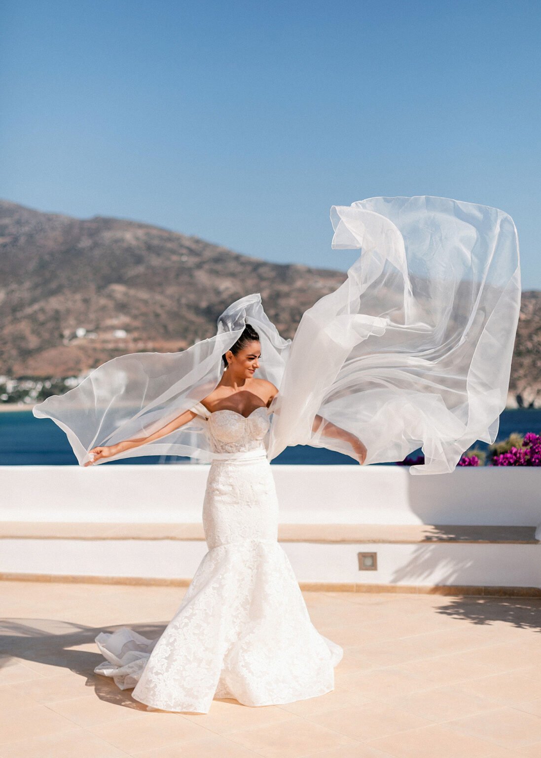 Fun and Colorful Modern Island Wedding in Ios, Greece – Ellwed
