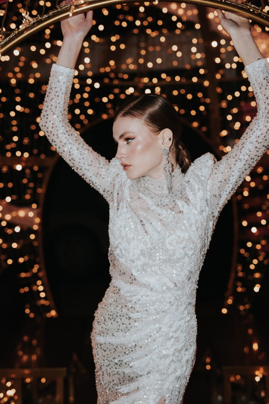 THE NIGHTFALL BRIDAL FASHION EDITORIAL IN DOWNTOWN ATHENS – Ellwed