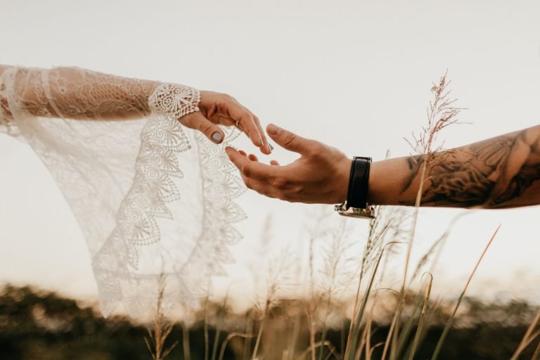 What You Need To Know About Handfasting Symbolic Wedding Ceremony in ...