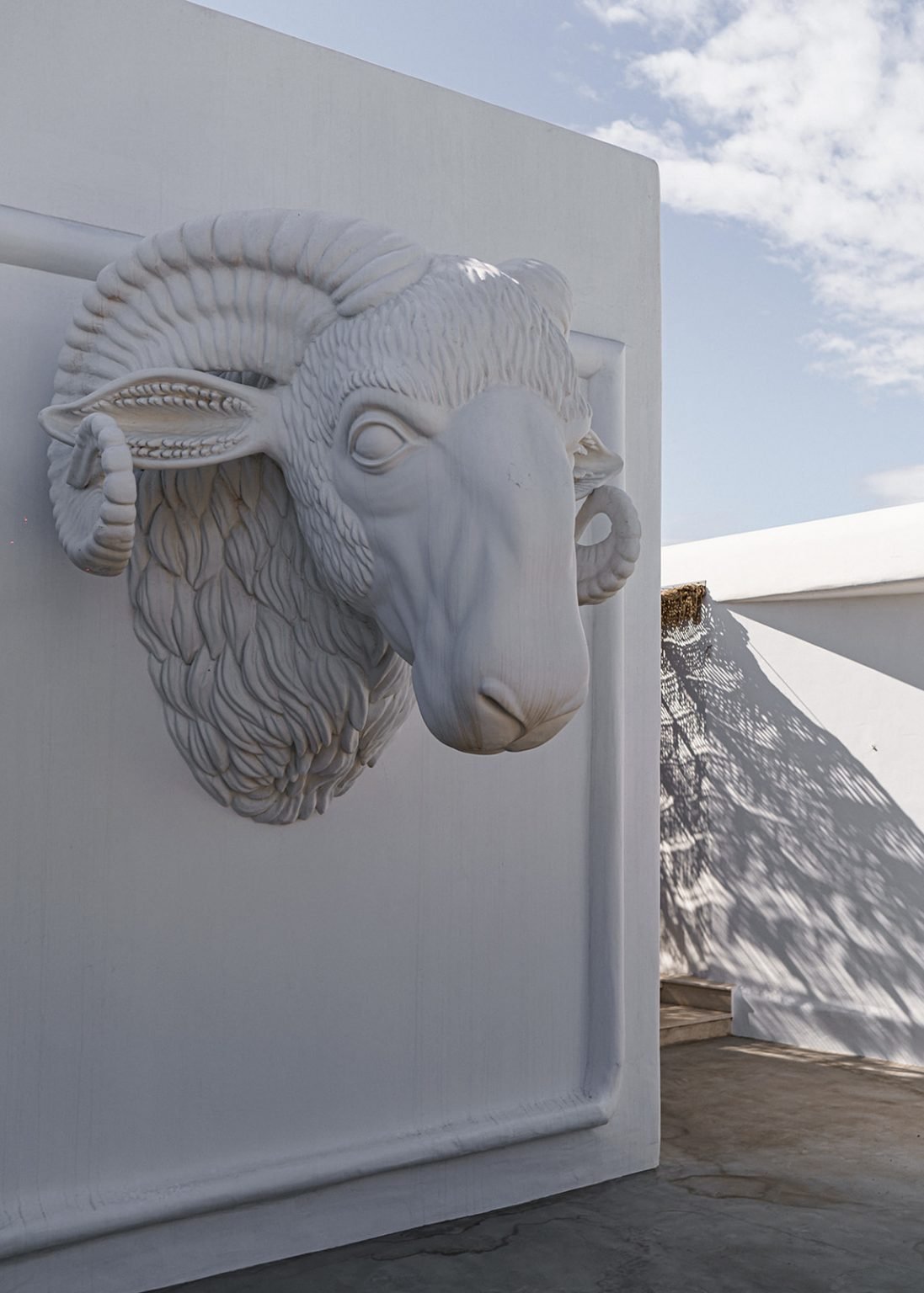 Discover Panoptis Escape, the New Venue of the Myconian Collection – Ellwed