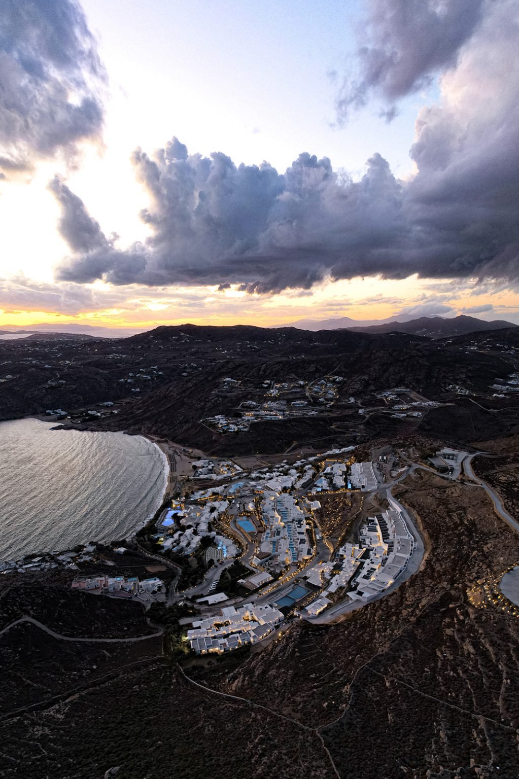 Discover Panoptis Escape, the New Venue of the Myconian Collection – Ellwed