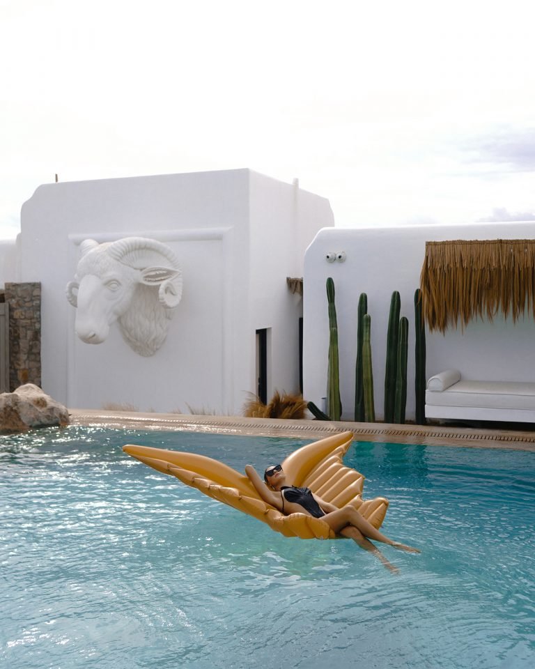 Discover Panoptis Escape, the New Venue of the Myconian Collection – Ellwed