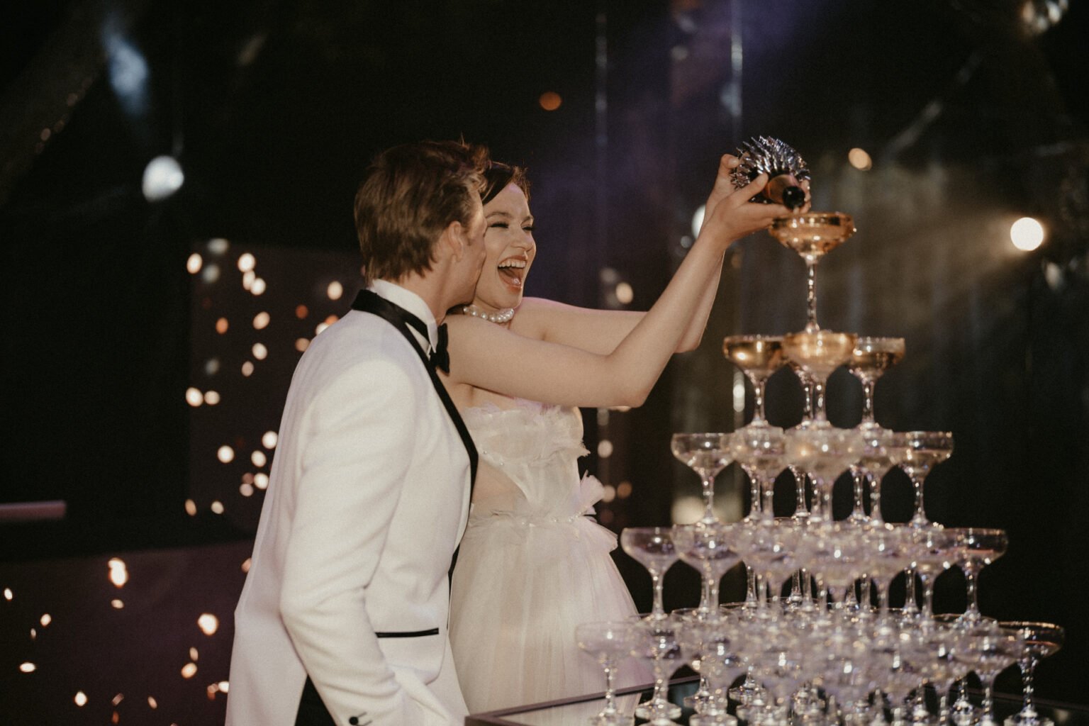 4 Cocktail Hour Ideas To Wow Your Wedding Guests – Ellwed