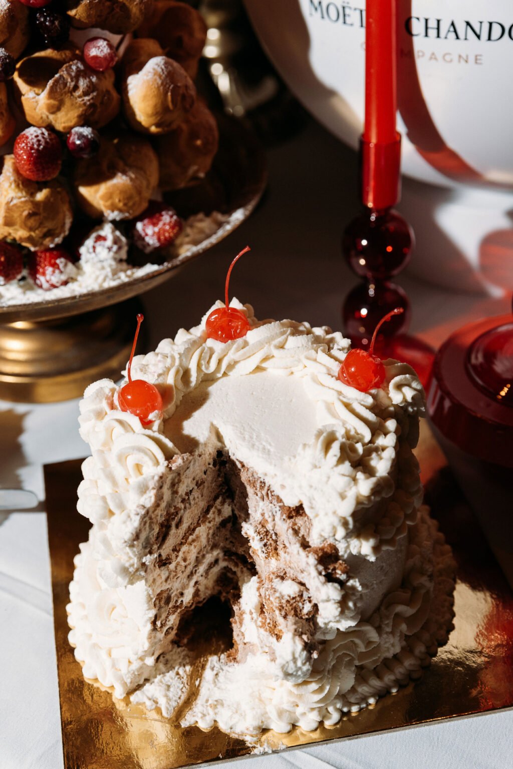 Extravagant Valentine’s Bachelorette Party Inspiration – Ellwed